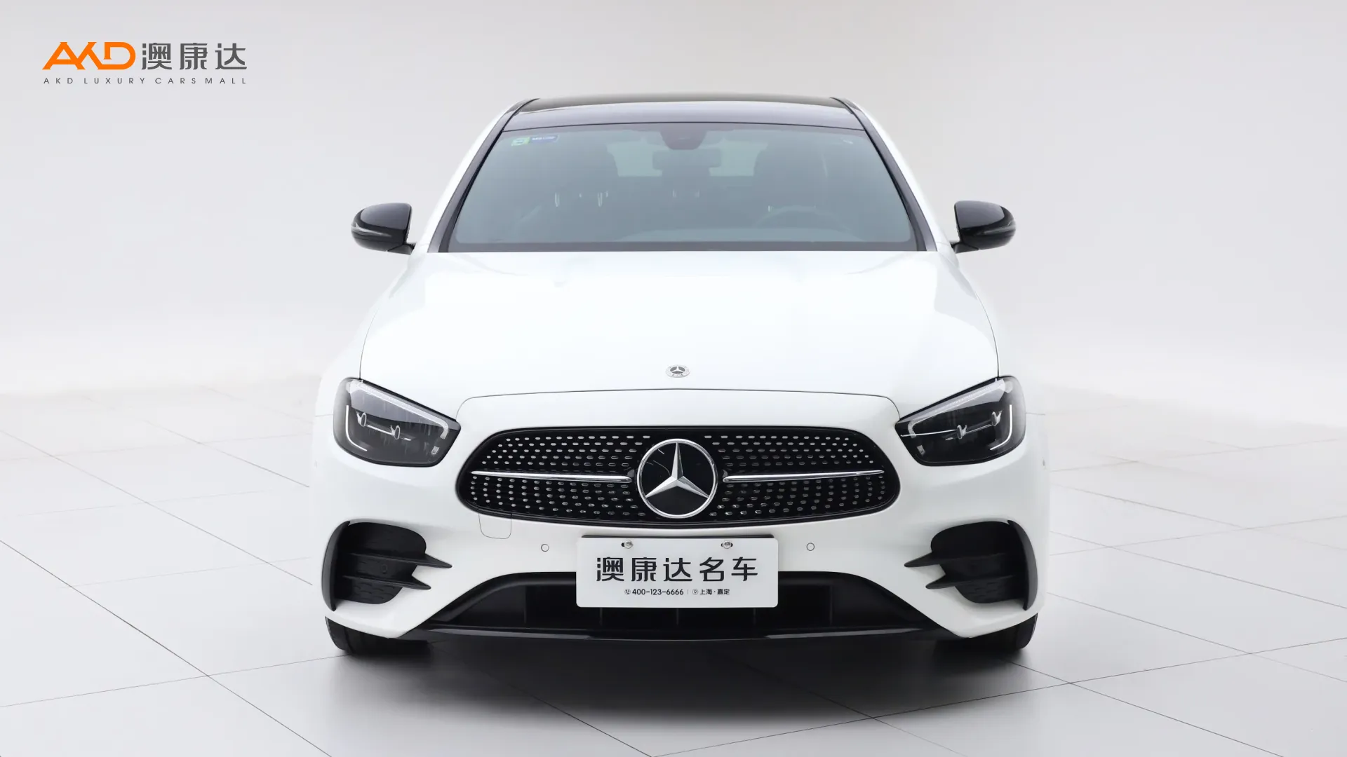 2022款奔驰E260，车身外观、胎铃、后尾箱图片澳康达名车广场