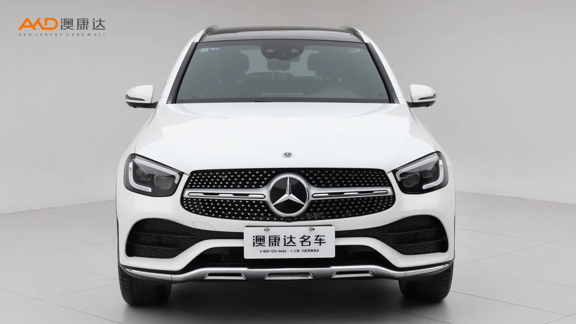 2022款奔驰GLC300L，车身外观、胎铃、后尾箱图片澳康达名车广场