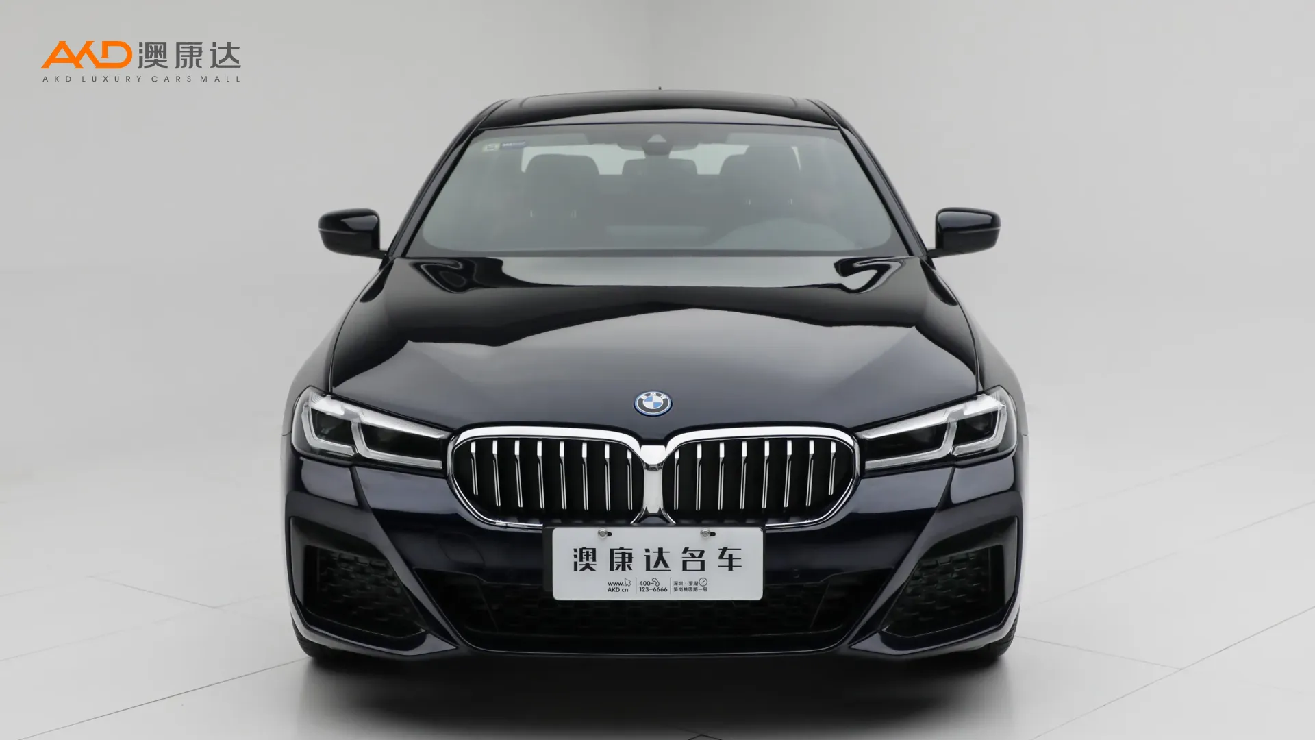 2022款宝马535Le，车身外观、胎铃、后尾箱图片澳康达名车广场