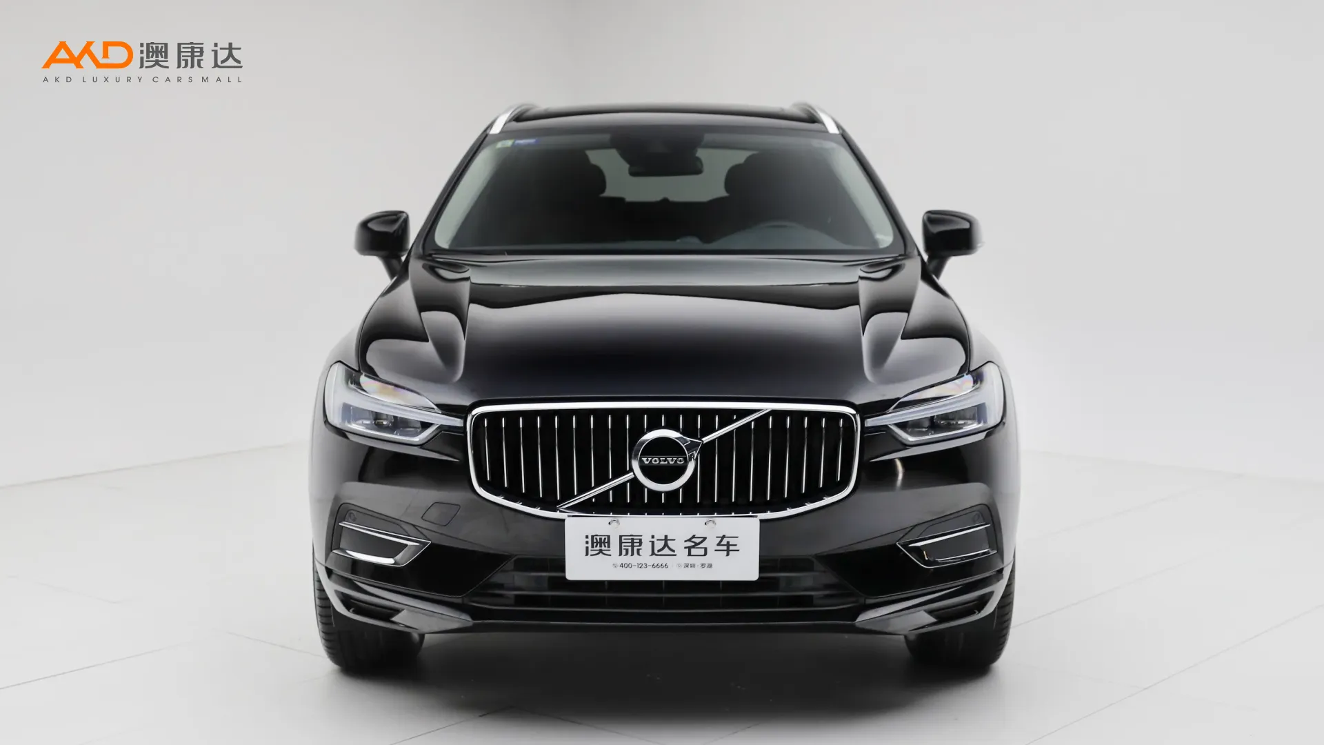2020款沃尔沃XC60，车身外观、胎铃、后尾箱图片澳康达名车广场