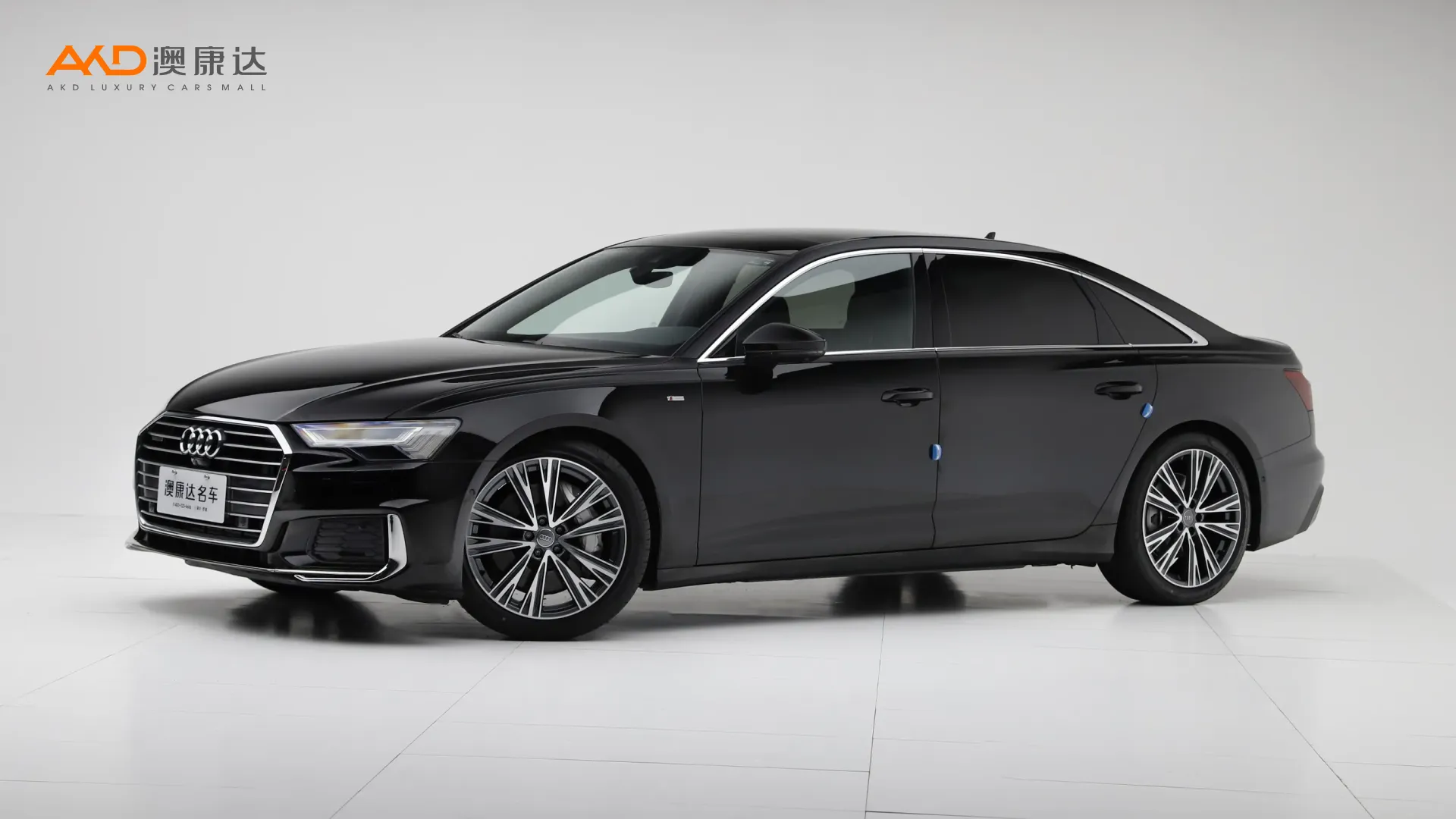 2021款奥迪A6L，车身外观、胎铃、后尾箱图片澳康达名车广场