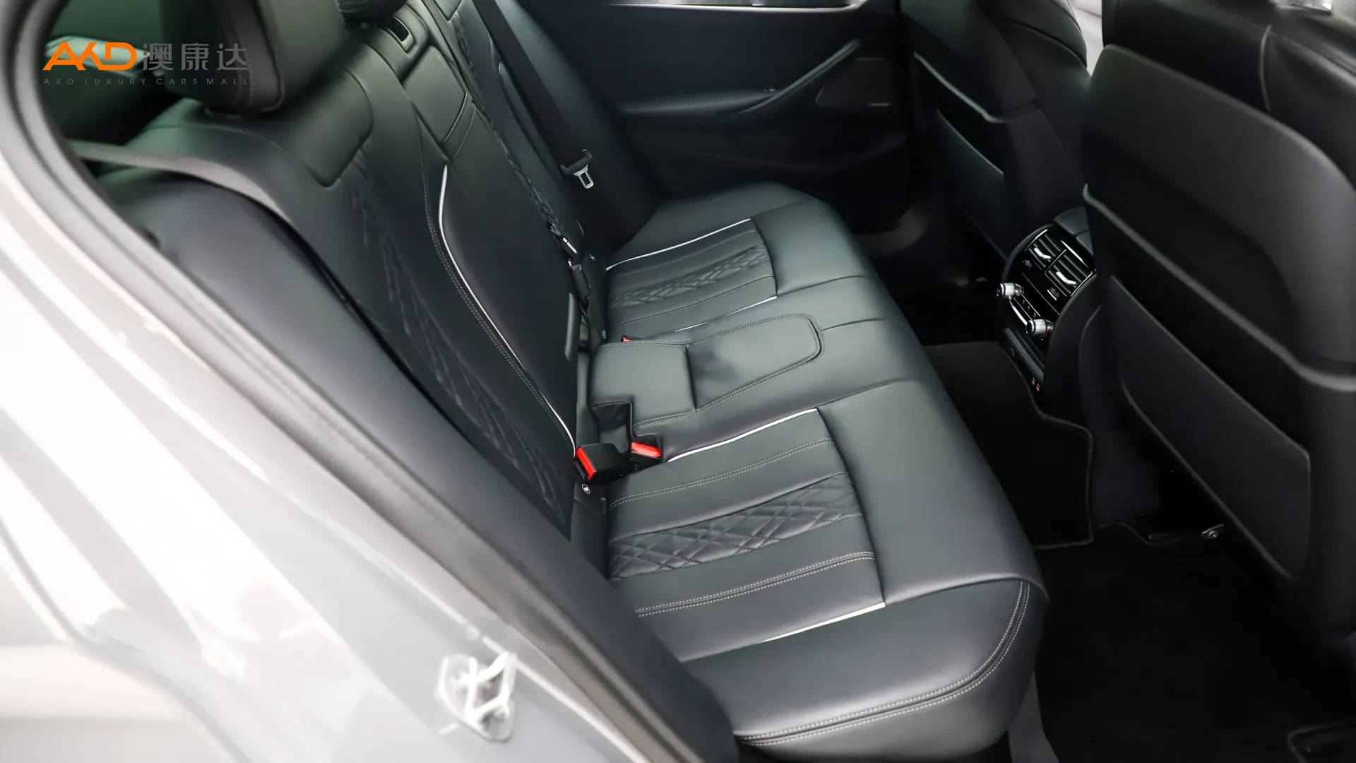 2022款宝马540i，黑色内饰、座椅、中控方向盘、仪表台图片3648010澳康达名车广场