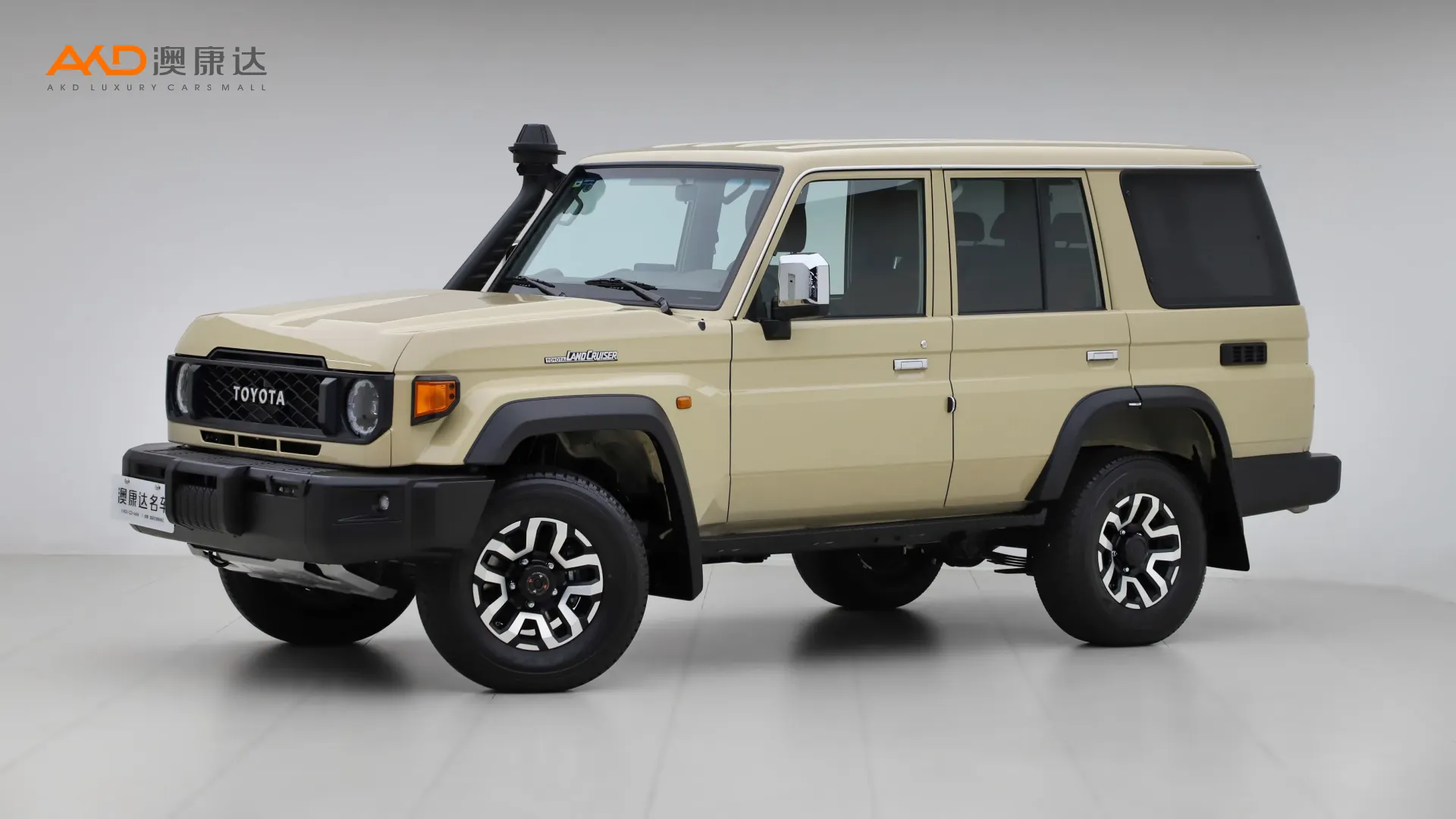 2024款丰田酷路泽LC76，车身外观、胎铃、后尾箱图片澳康达名车广场