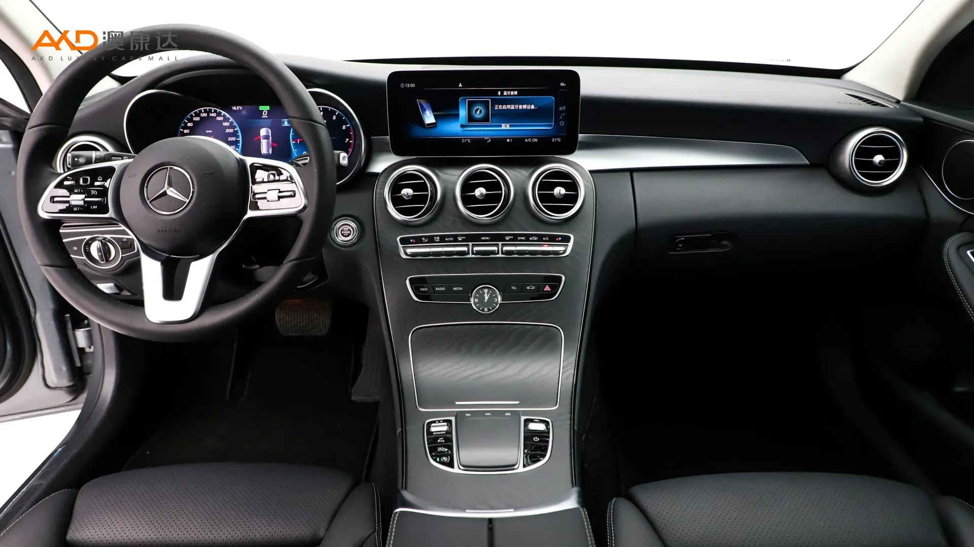 2019款奔驰C260，黑色内饰、座椅、中控方向盘、仪表台图片3765183澳康达名车广场