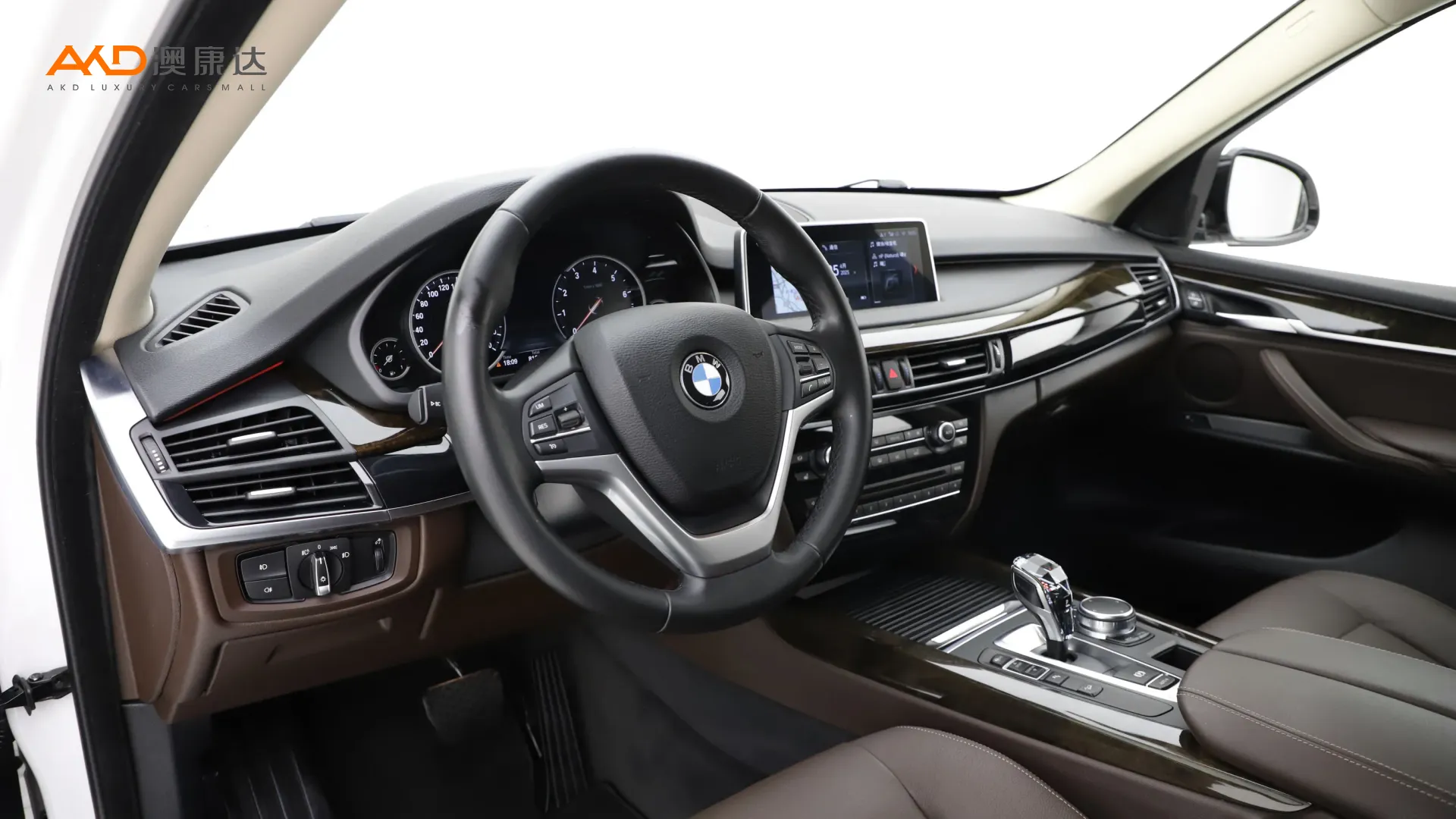 2018款宝马X5/28i，棕色内饰、座椅、中控方向盘、仪表台图片3847605澳康达名车广场