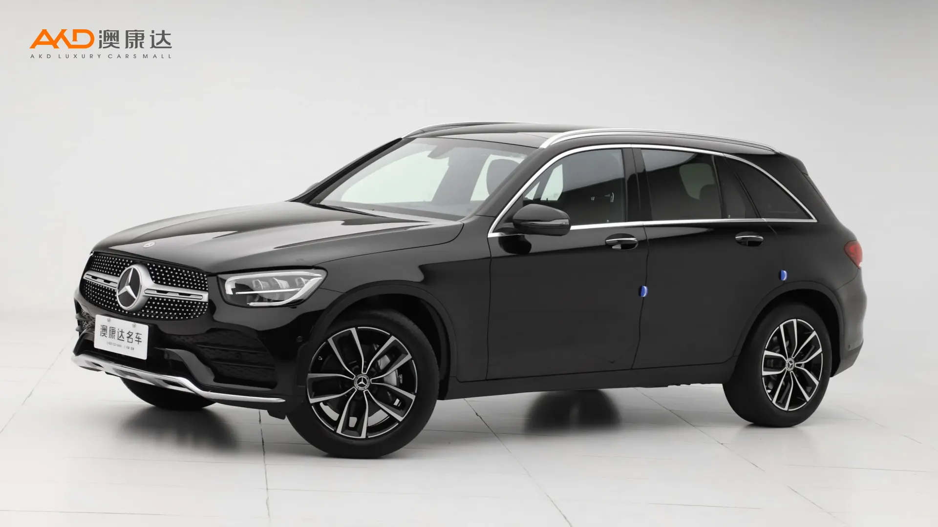 2022款奔驰GLC260L，车身外观、胎铃、后尾箱图片澳康达名车广场