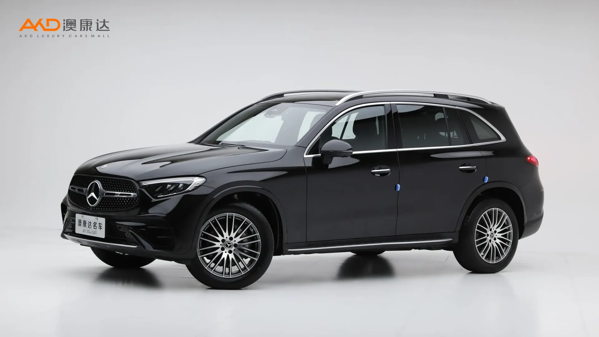 2024款奔驰GLC300L，车身外观、胎铃、后尾箱图片澳康达名车广场