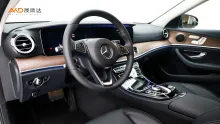 2017款奔驰E300L，黑色内饰、座椅、中控方向盘、仪表台图片3950145澳康达名车广场